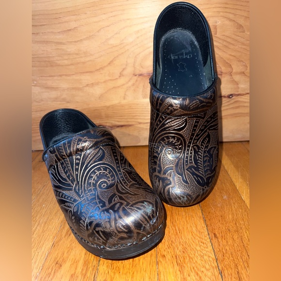 Dansko | Shoes | Dansko Brown Leather Floral Tooled Clogs Great Used ...